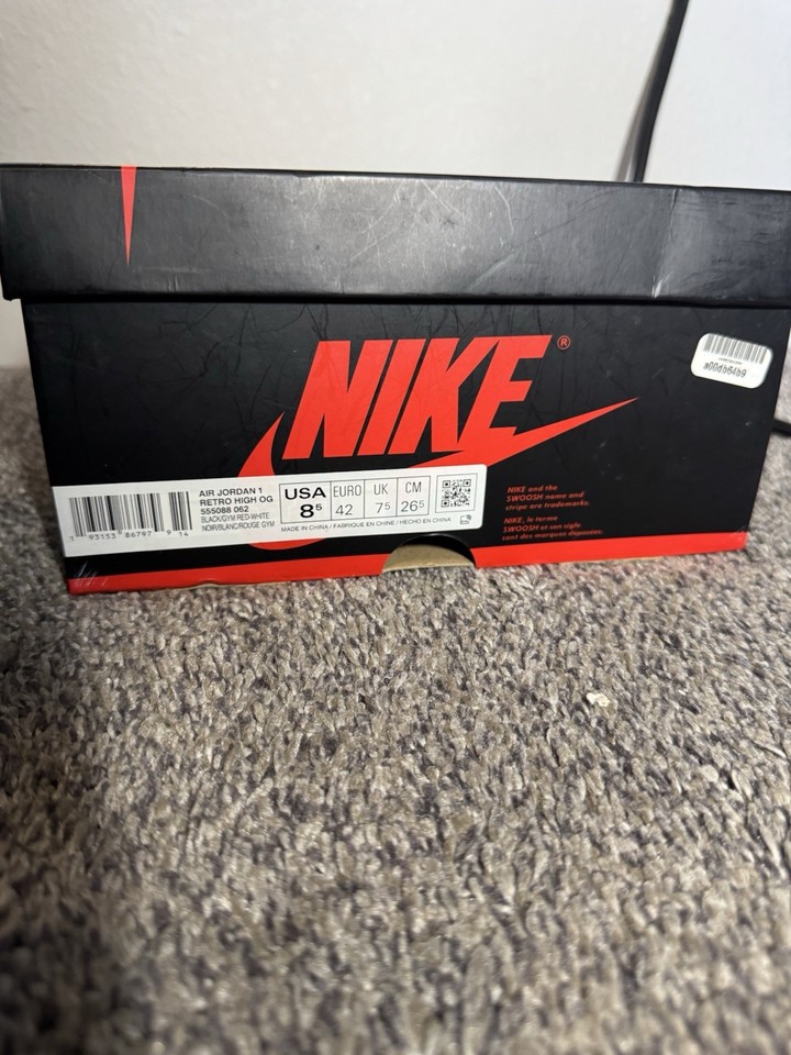 Nike Air Jordan 1 Retro High OG Bloodline Black White Red 555088-062 ...