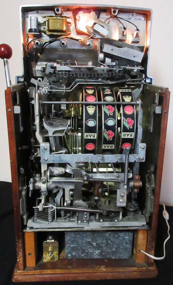 Jennings 5c Amber Lite Up Baby Bandit Slot Machine Hotel Showboat circa ...