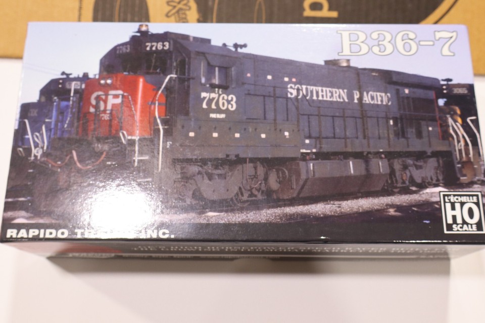 HO Scale GE B36-7 Loco w/DCC & Sound - Southern Pacific #7758 - Rapido ...
