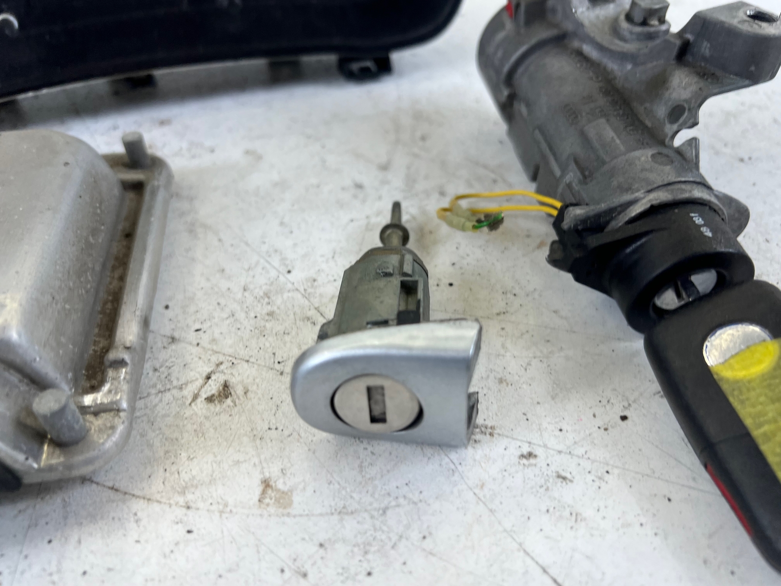 VW Golf GTI 337 Key Lock Set MK4 00-05 OEM 06A 906 032 ML | eBay