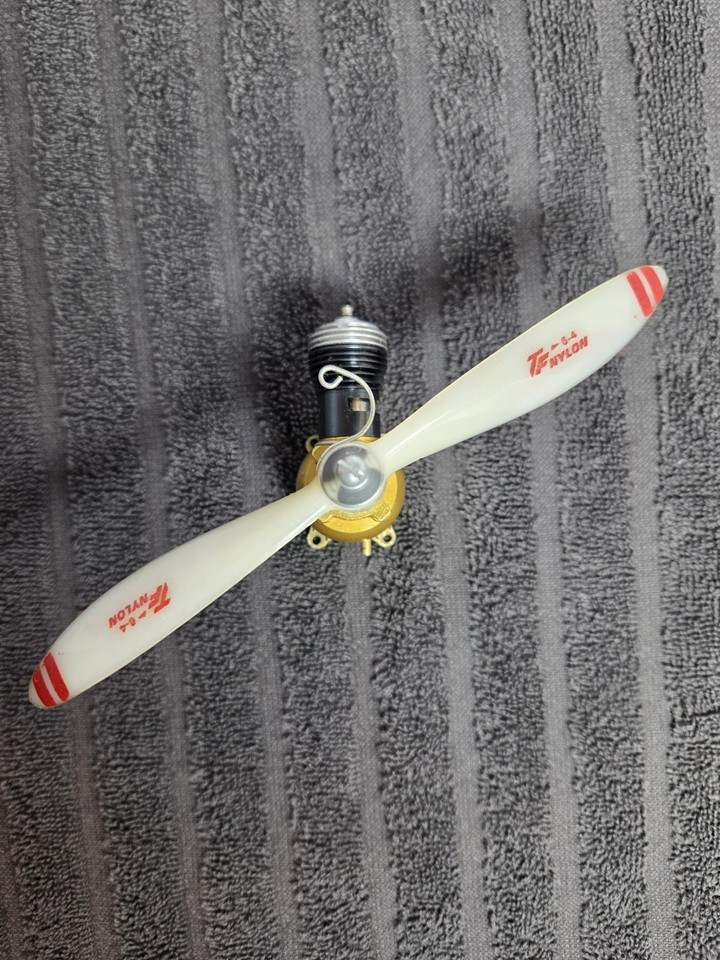 Cox Golden Bee Engine .049 with Top Flite Nylon Propeller. Beautiful ...