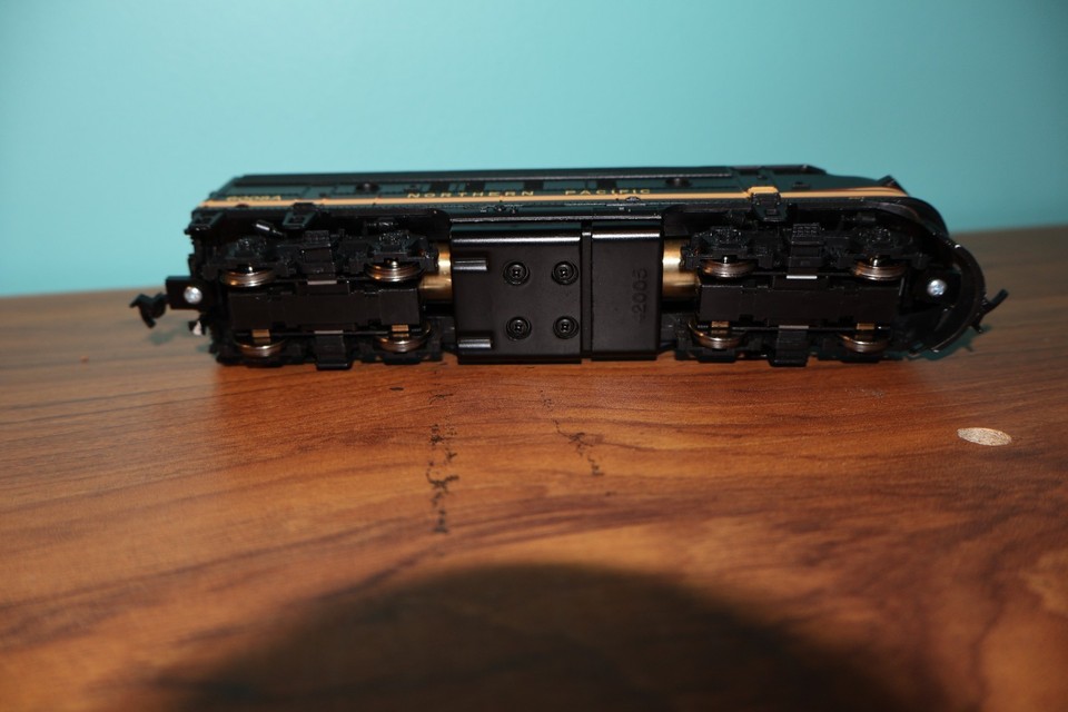 Athearn F7 Powered with Flywheels, Northern Pacific #6008A, New Motor ...