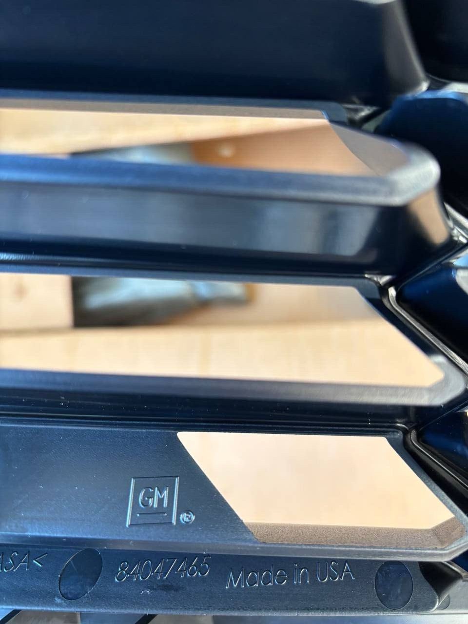 2019-2024 Chevy Camaro LS/LT/LT1 Front Upper Grille Genuine GM OEM ...