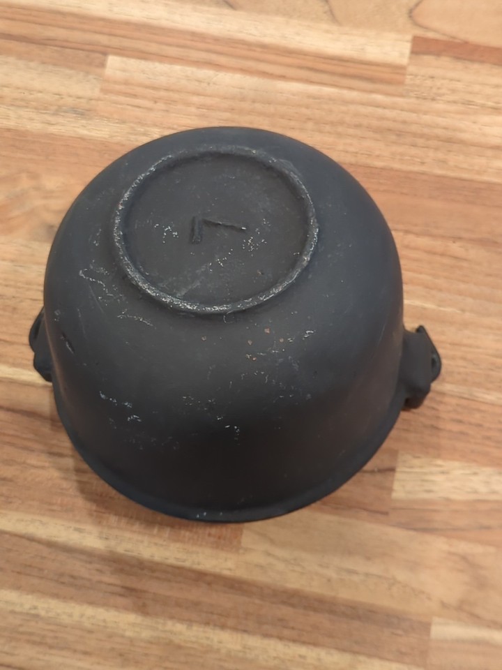 Antique Cast Iron #7 Bean Pot Kettle Cowboy Witch Cauldron W handle | eBay