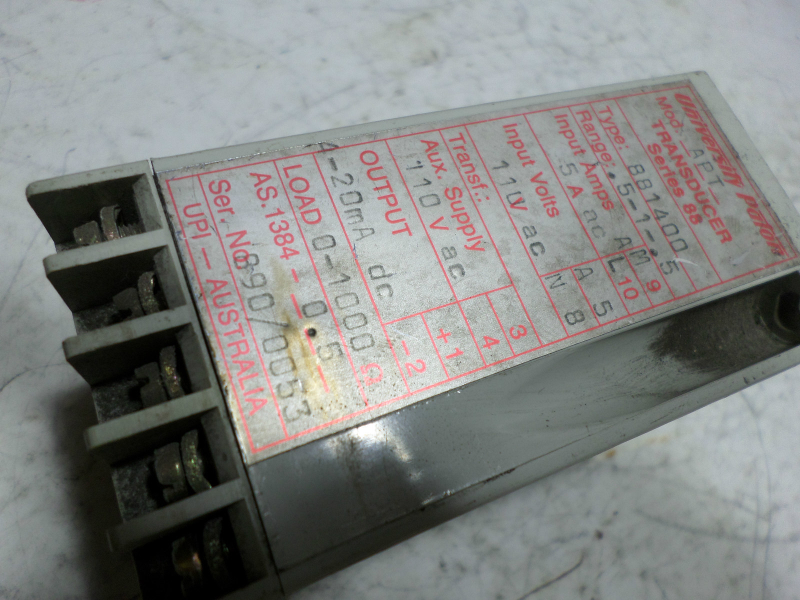 UNIVERSITY PATON SERIES 88 AVT TRANSDUCER 881020 - 4..20mA output 110AC ...