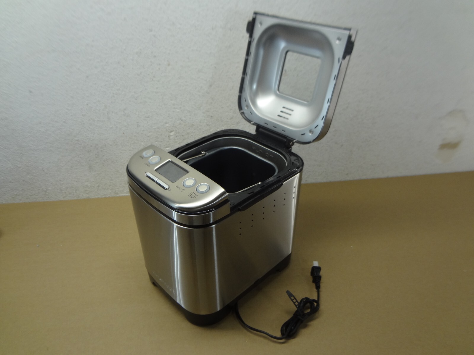 Cuisinart Cbk 110p1 Compact 2lb Bread Maker Stainless Steel Ebay