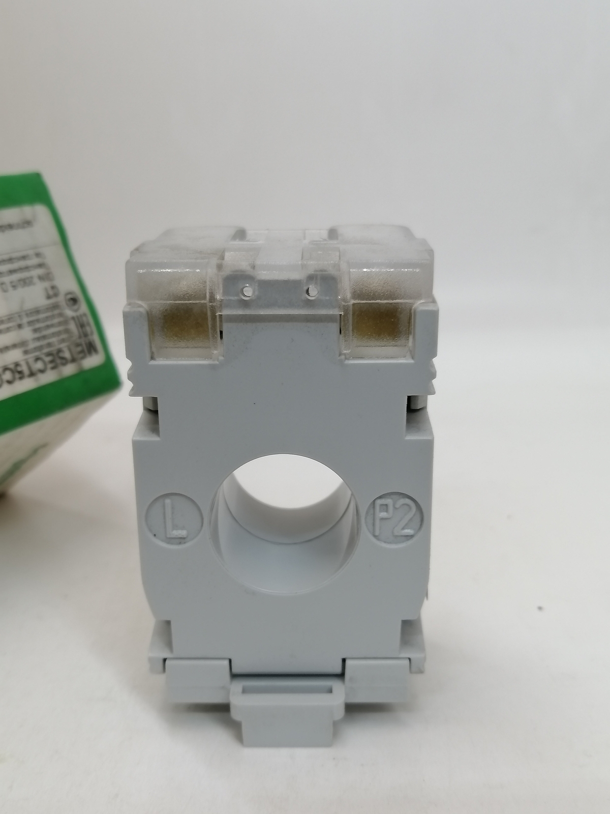New | Schneider Electric | METSECT5CC020 | CURRENT TRANSFORMER DIN 200/ ...
