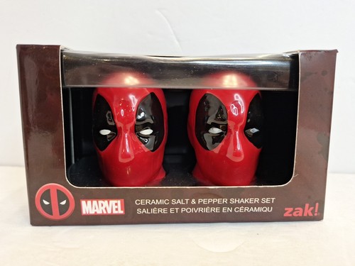 Marvel Comics DEADPOOL Ceramic Salt and Pepper Shaker Set New Zak! FREE ...