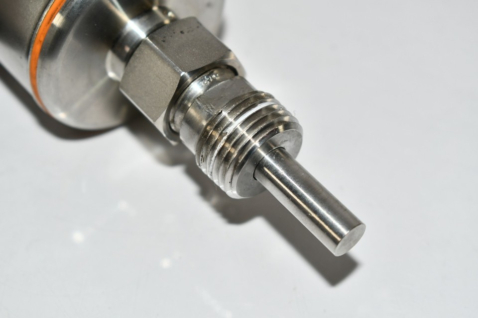 ifm efector SI5010 Flow Monitor Sensor, 300 bar, 18-36 VDC, PNP, M12 ...