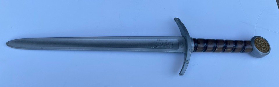 Disney Pixar Brave Merida’s 24” Sword Sounds RARE Halloween Prop ...