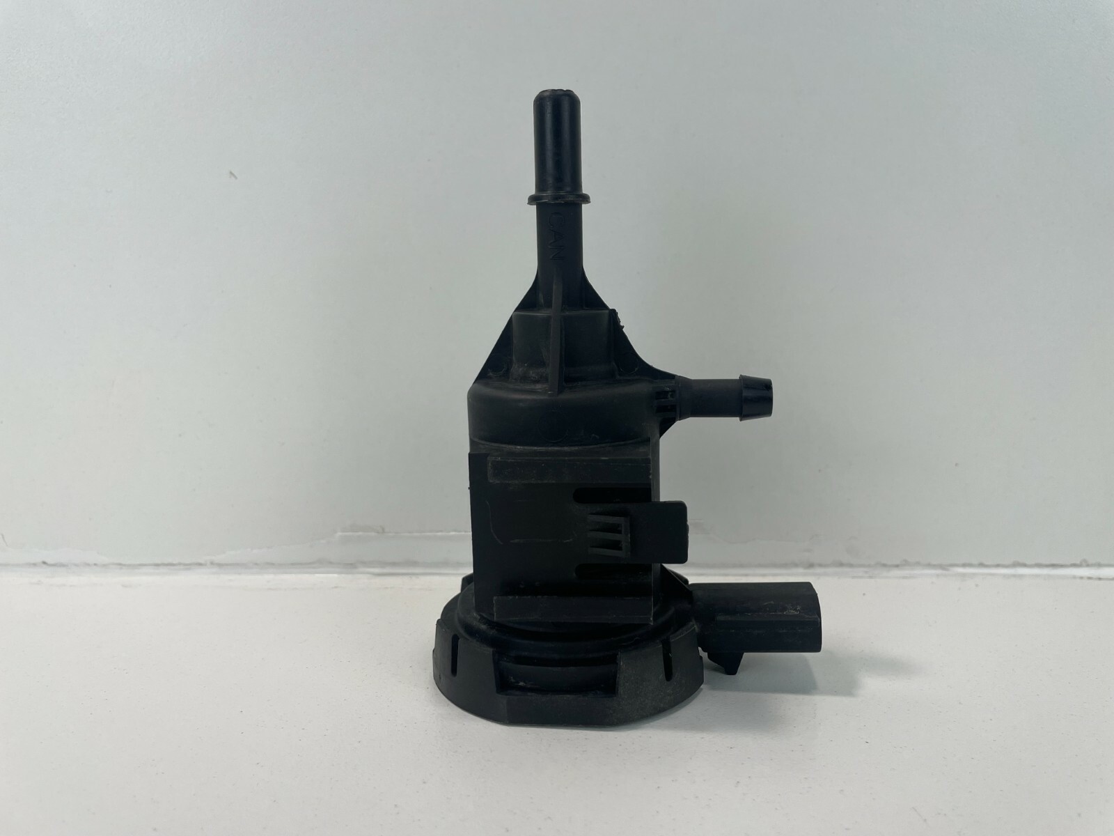 2014 Dodge Caravan Vapor Canister Purge Valve MOPAR OEM 4891741AA for ...