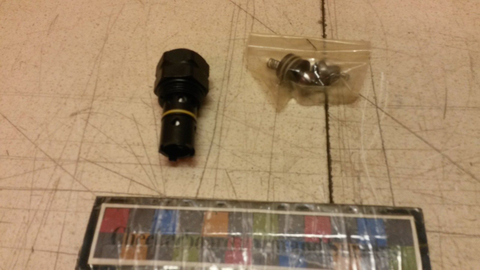 NOS Parker Hannifin Safety Relief Valve 601-25-3048 CRA-2750 PSI ...