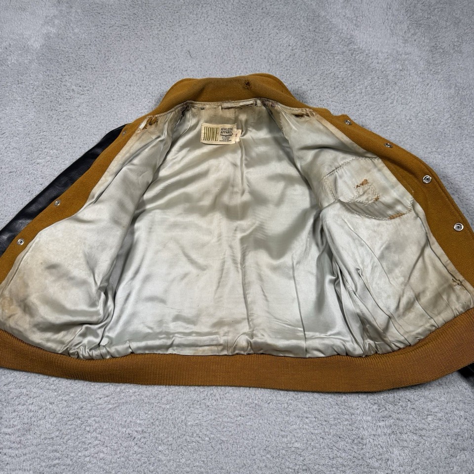 Vintage 70’s Football Letterman Jacket Howe Athletic Apparel Naugalite ...