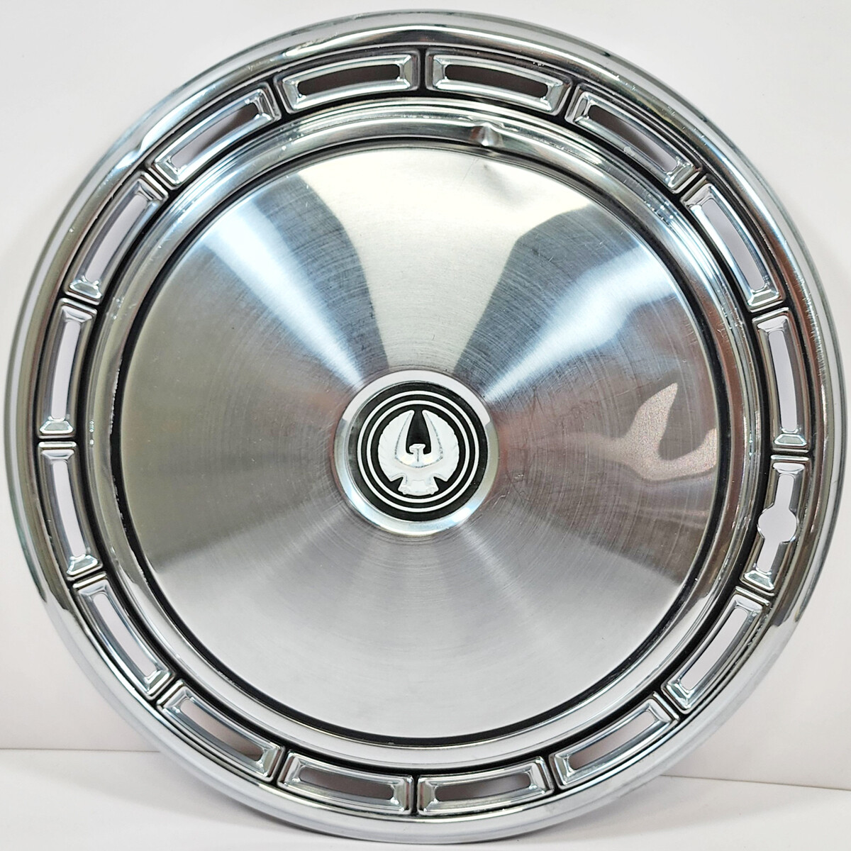ONE SINGLE 1977-1978 Chrysler LeBaron # 401C 15" Hubcap / Wheel Cover ...