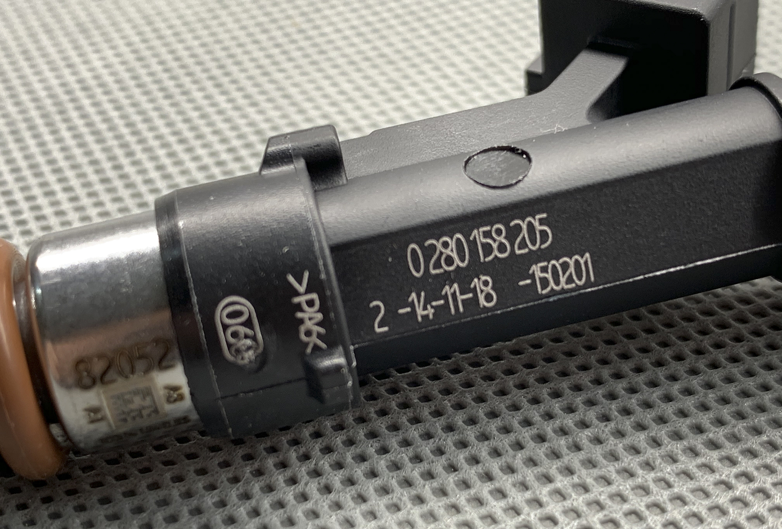 NEW Bosch Fuel Injector 0280158205 Fits Chevrolet Cruze Limited Sonic ...