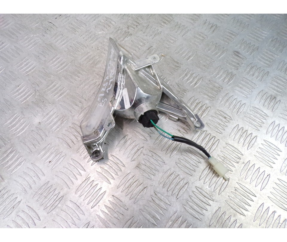KYMCO 125 X-Town Right Front Turn Signal Type LC2W100 - 2016/2024 | eBay UK