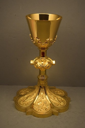+ Vintage Traditional Gothic Chalice + 24k Goldplated + 8 3/8" ht ...
