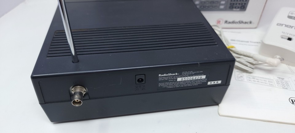 RADIO SHACK PRO-2050 800 MHz 300 Ch VHF UHF AIR TRUNK TRACKER SCANNER ...