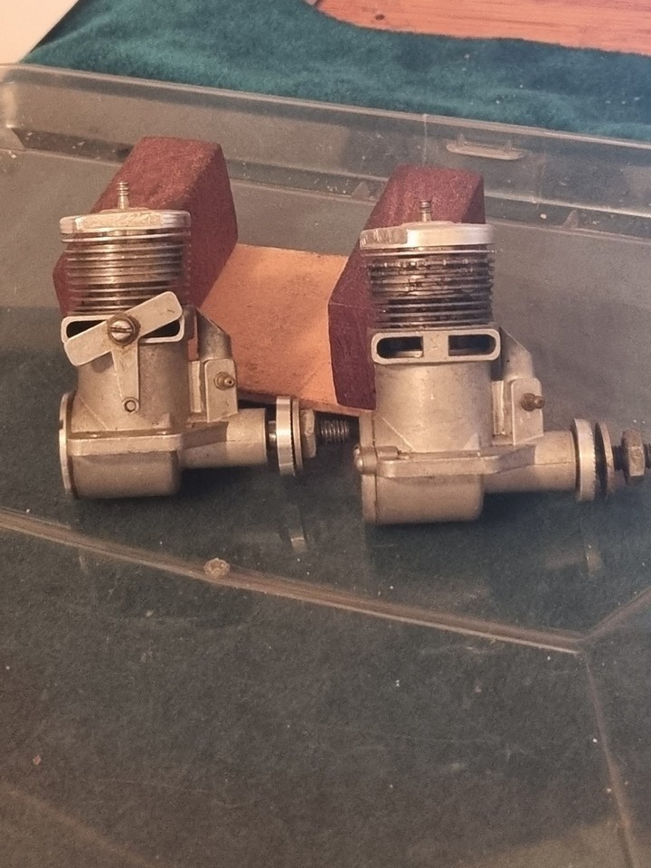 2 X FOX 10 - GLOW - MODEL AERO ENGINES | eBay