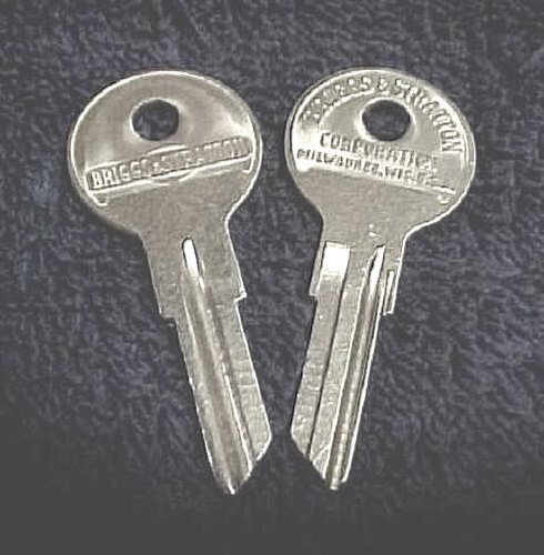 ONE (1) NOS Briggs & Stratton Ignition Key Harley Davidson Knucklehead ...