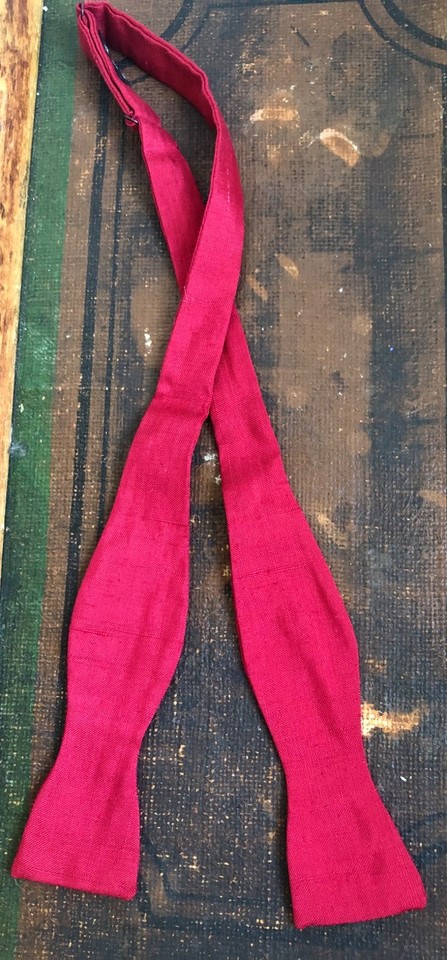 VTG ROBERT TALBOTT USA PURE SILK GRAIN BRIGHT RED SKINNY BOW TIE SELF ...
