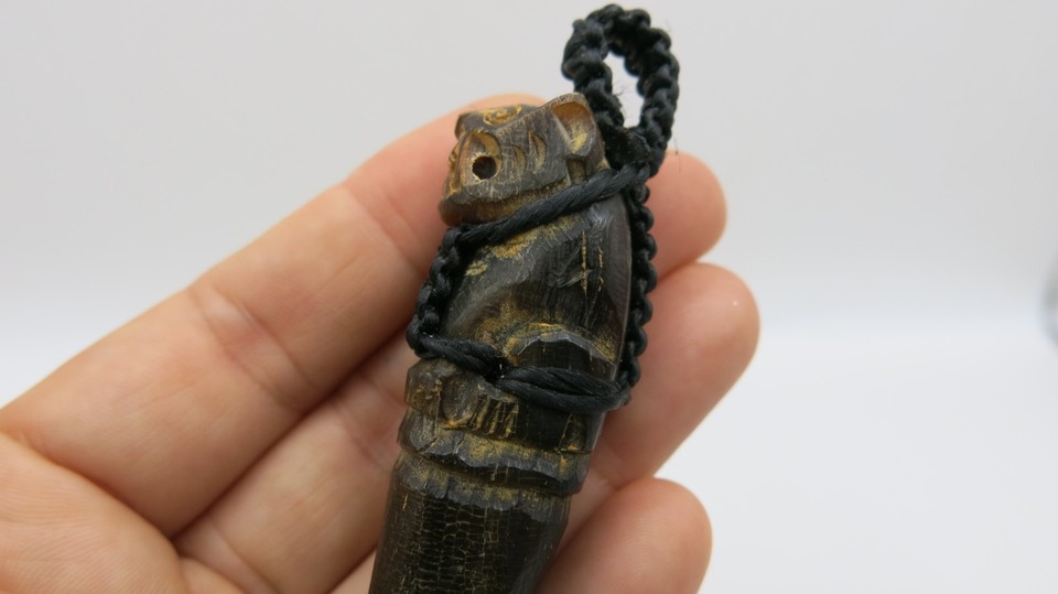 Super Rare Tiger Carved Thai Amulet Sacred Fang Pendant Khiaw Chang ...