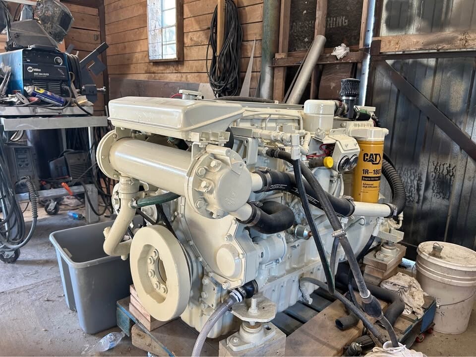 Caterpillar CAT 3116 350 HP MARINE DIESEL ENGINE ZF 220A 1.533 | eBay