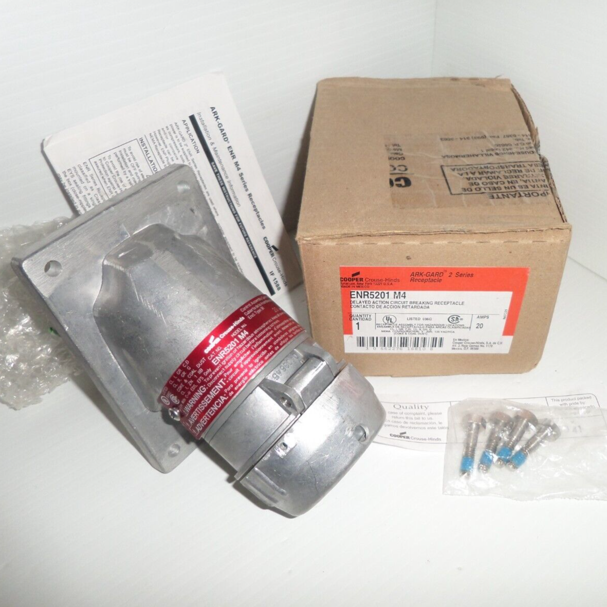 ⭐NEW IN BOX⭐ CROUSE HINDS ENR5201 M4 EXPLOSION PROOF 20-Amp 120Vac ...