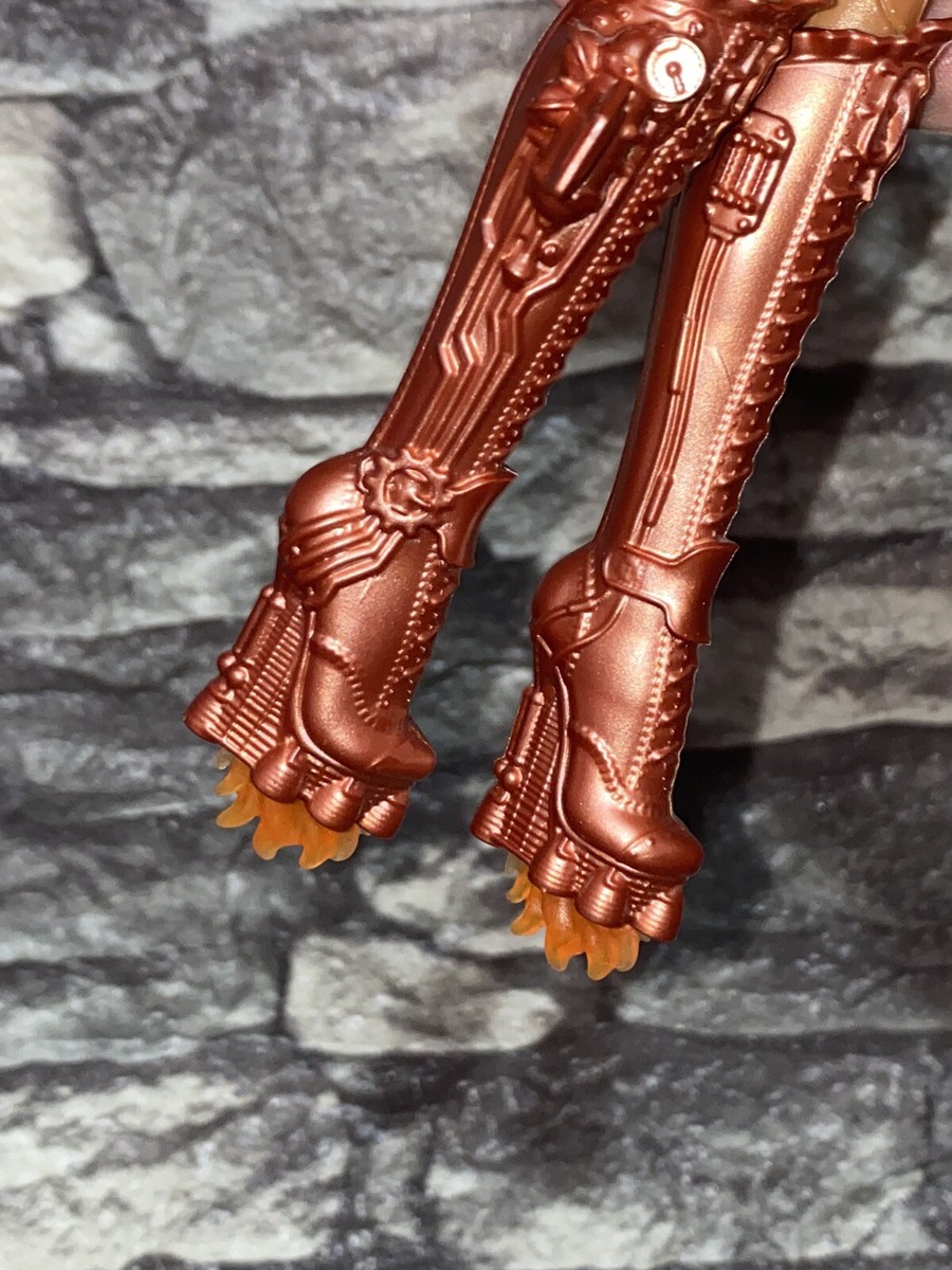 Monster High Ghouls Alive Robecca