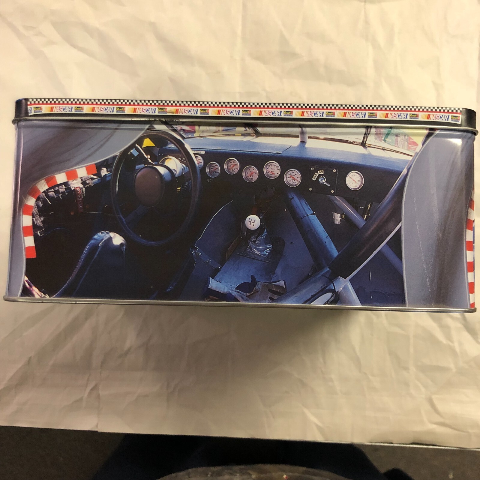 Revell NASCAR 50th Anniversary Mark Martin Model Kit Tin Ford Taurus 1 ...