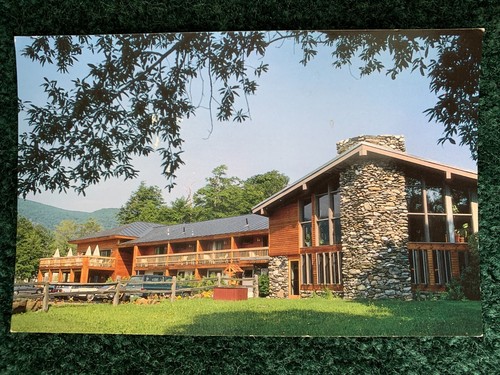 Postcard Killington VT Red Rob Inn exterior RPPC Chrome, Gary Clayton ...