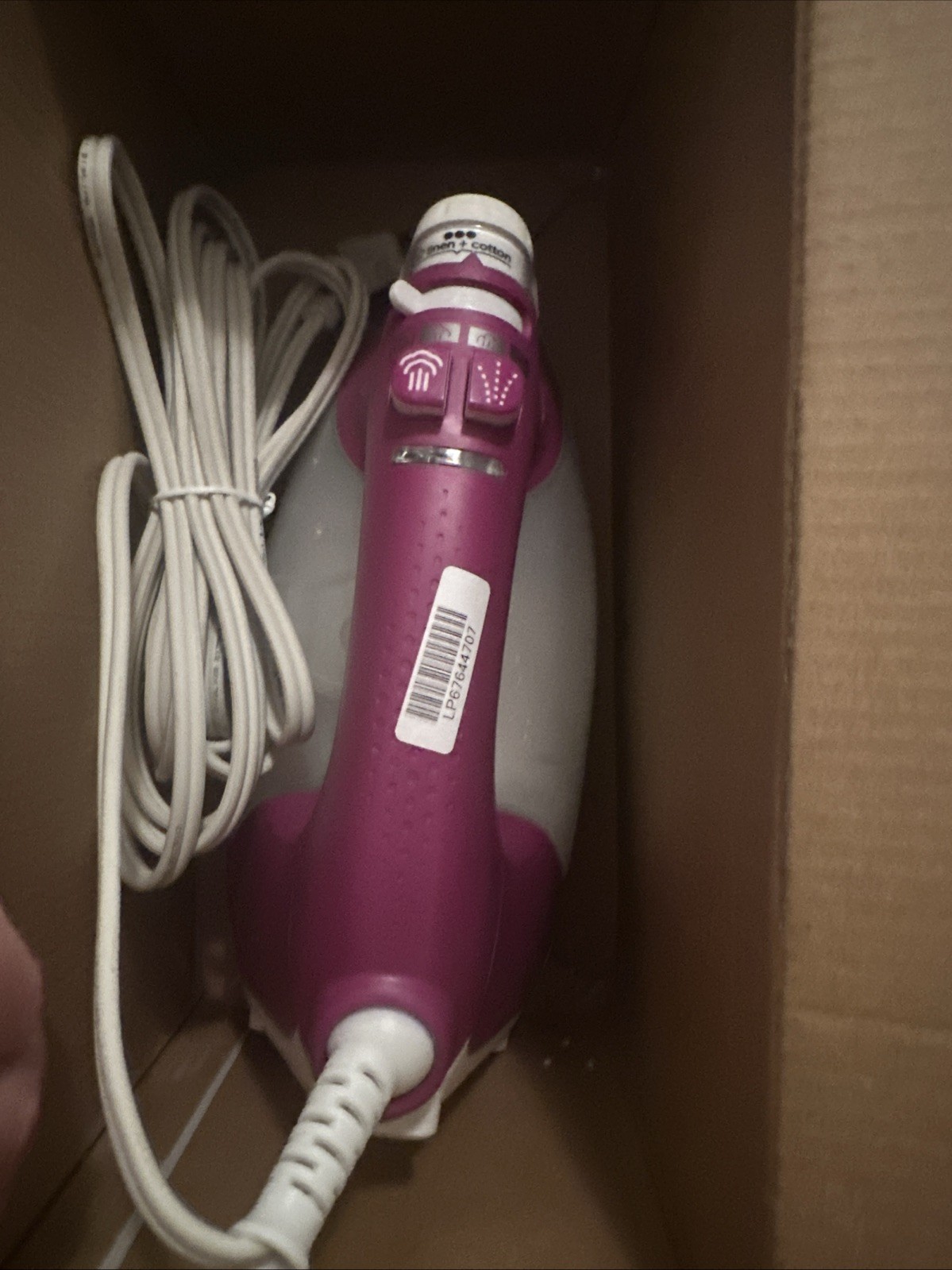 Does Not Retract Oliso TG1600 Pro Plus 1800W Smart Iron w/ Auto Lift ...