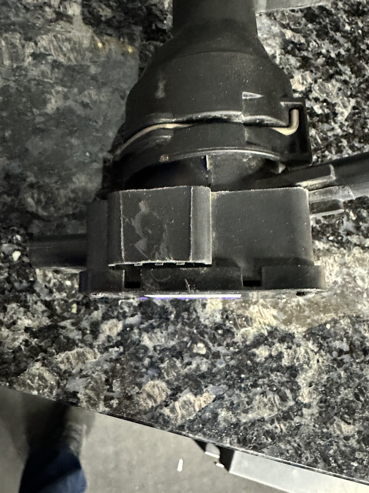 Genuine 13-16 Ford DV6Z-8A080-D GV6Z-8A080-D DV6Z8A080D | eBay