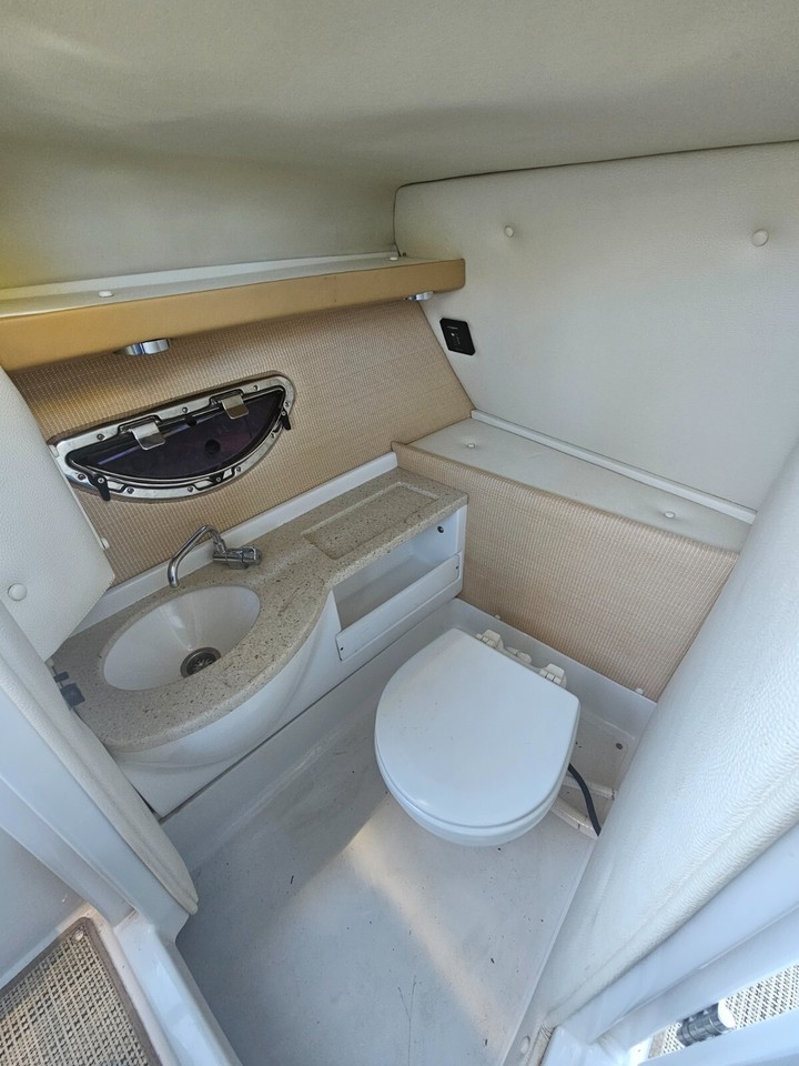 Cobalt Boat with ON-BOARD Bathroom with SURF | eBay