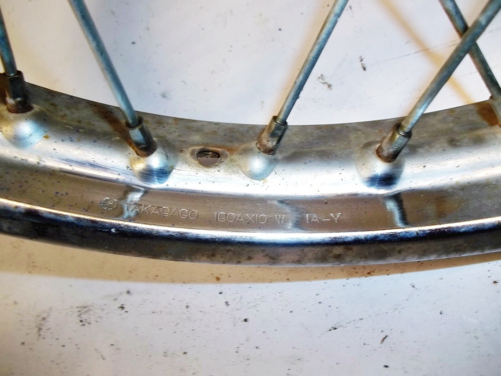 YAMAHA 71 DT1E FRONT WHEEL HUB RIM 227-25111-00-00 DT1 DT 1E DT2 DT3 ...