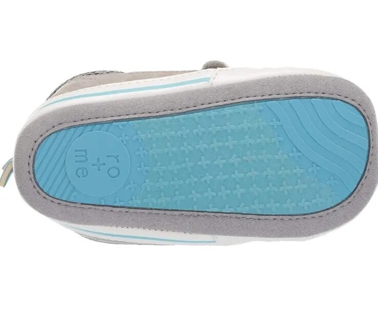 Ro + Me by Robeez Unisex-Child Jake Dinosaur RAWR Athletic Crib Shoe 0 ...