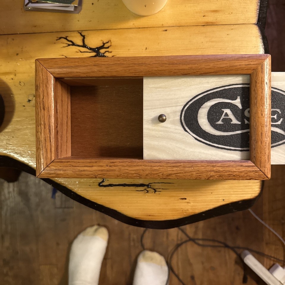 Case xx Display Case , Made Of Beautiful Wood And Pearl Glass Mint, 10 ...