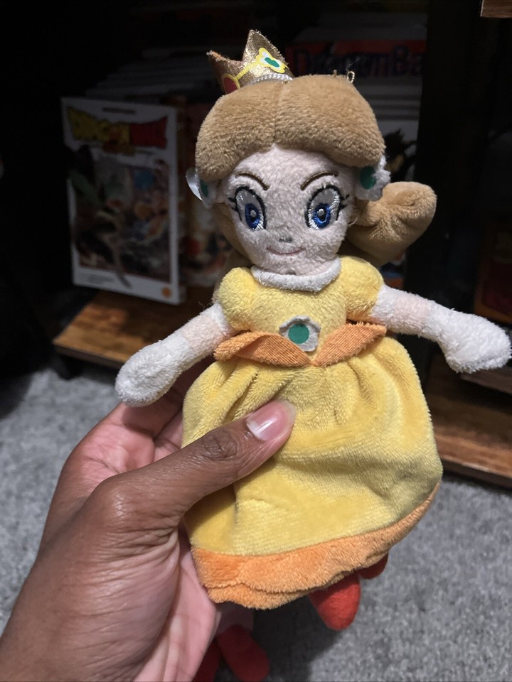 Weird Bootleg Princess Peach And Daisy Plush Toys (Nintendo) | eBay