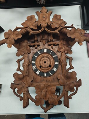 ANTIQUE CUCKOO CLOCK CASE AND FRET WORK TOP | eBay