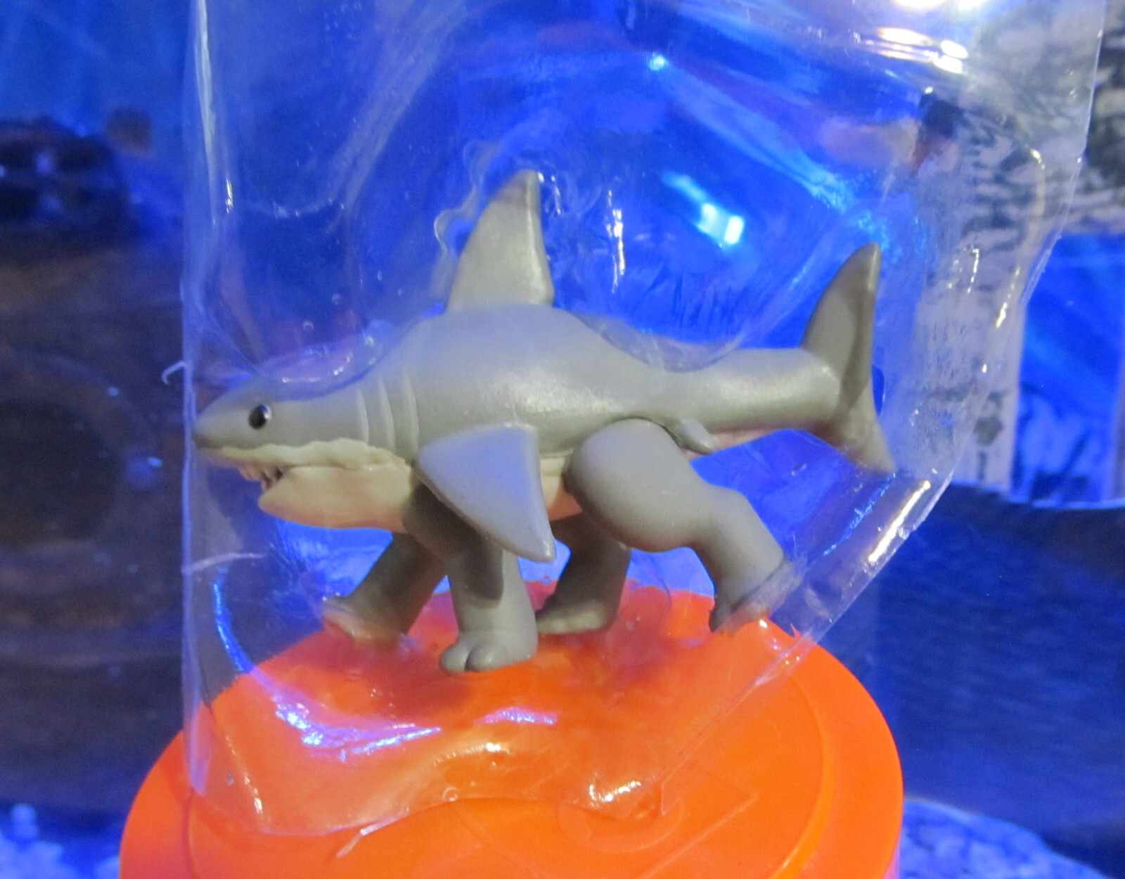 Marvel Legends 2020 JEFF THE LAND SHARK FIGURE Loose 6" Deadpool Strong ...