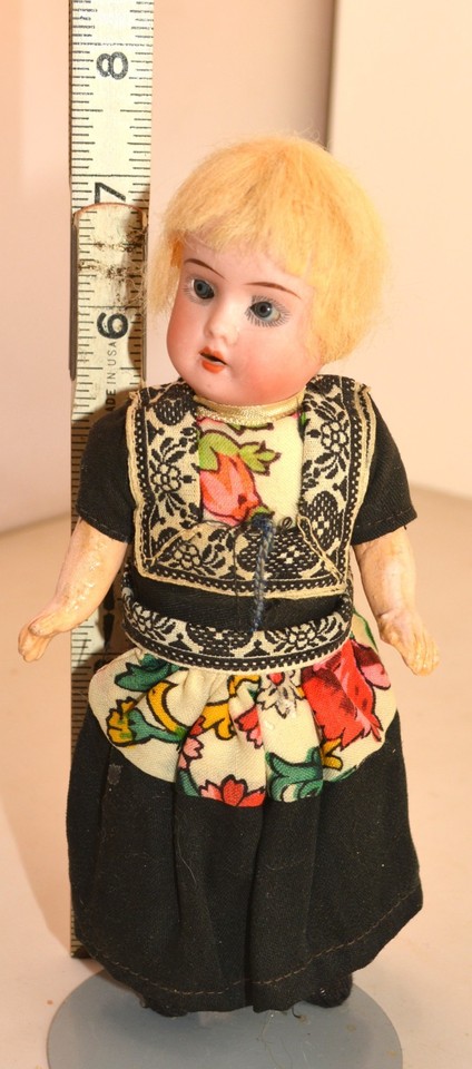 Antique AM 390 German Bisque Head Compo Body Volendam Dutch Girl Doll ...