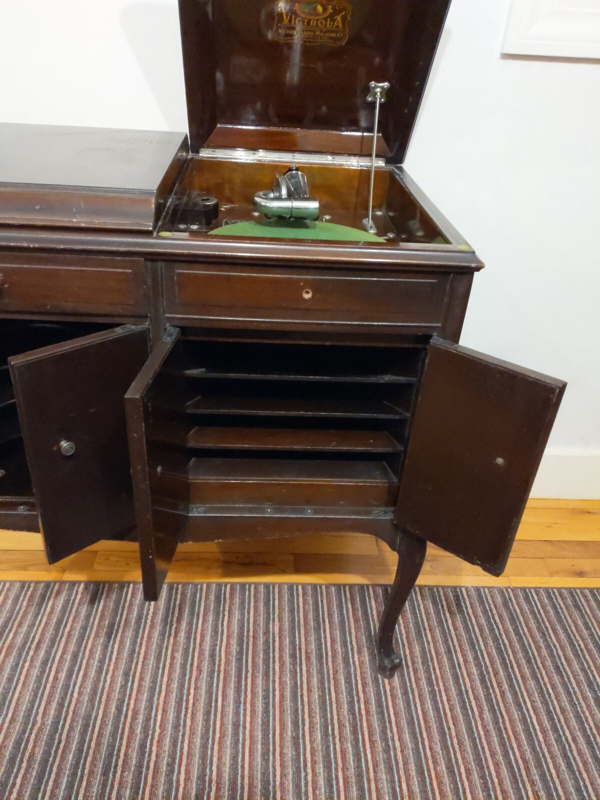 Antique Victor Victrola Phonograph Model VV 215 Wind-Up. | eBay