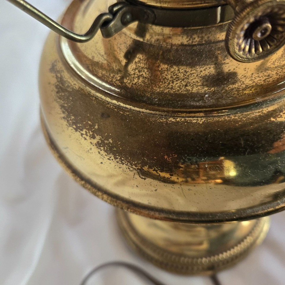1 VINTAGE BRASS ELECTRIFIED RAYO KEROSENE LAMP | eBay
