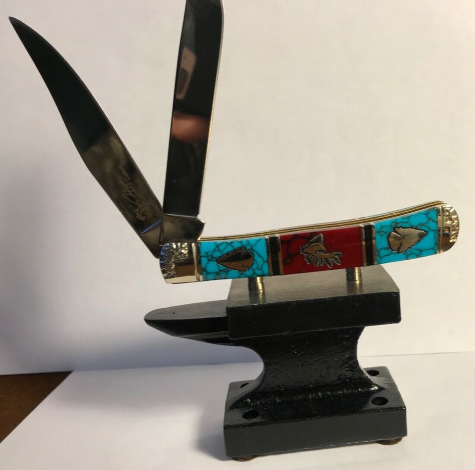 Black Anvil Knife Display Case Stand with Magnets ***Knife NOT included ...