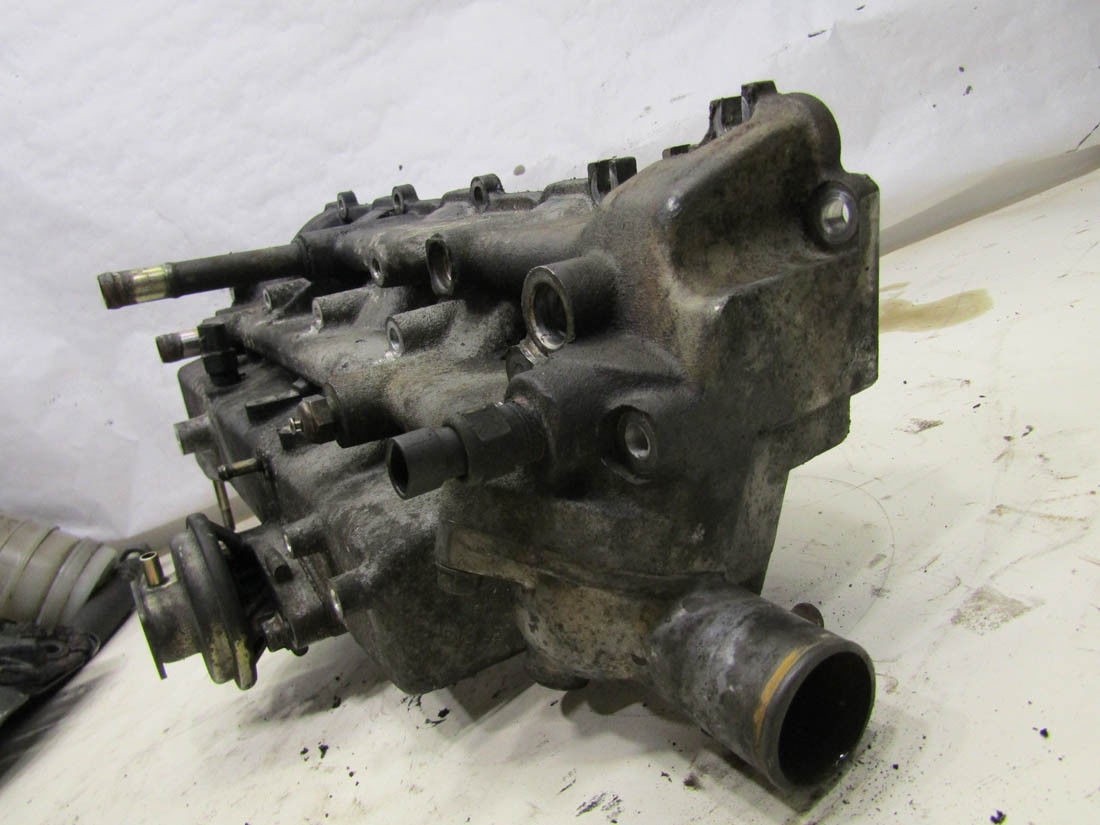 Isuzu Trooper 3.0 MK2 facelift 91-02 4JX1 air intake manifold | eBay UK