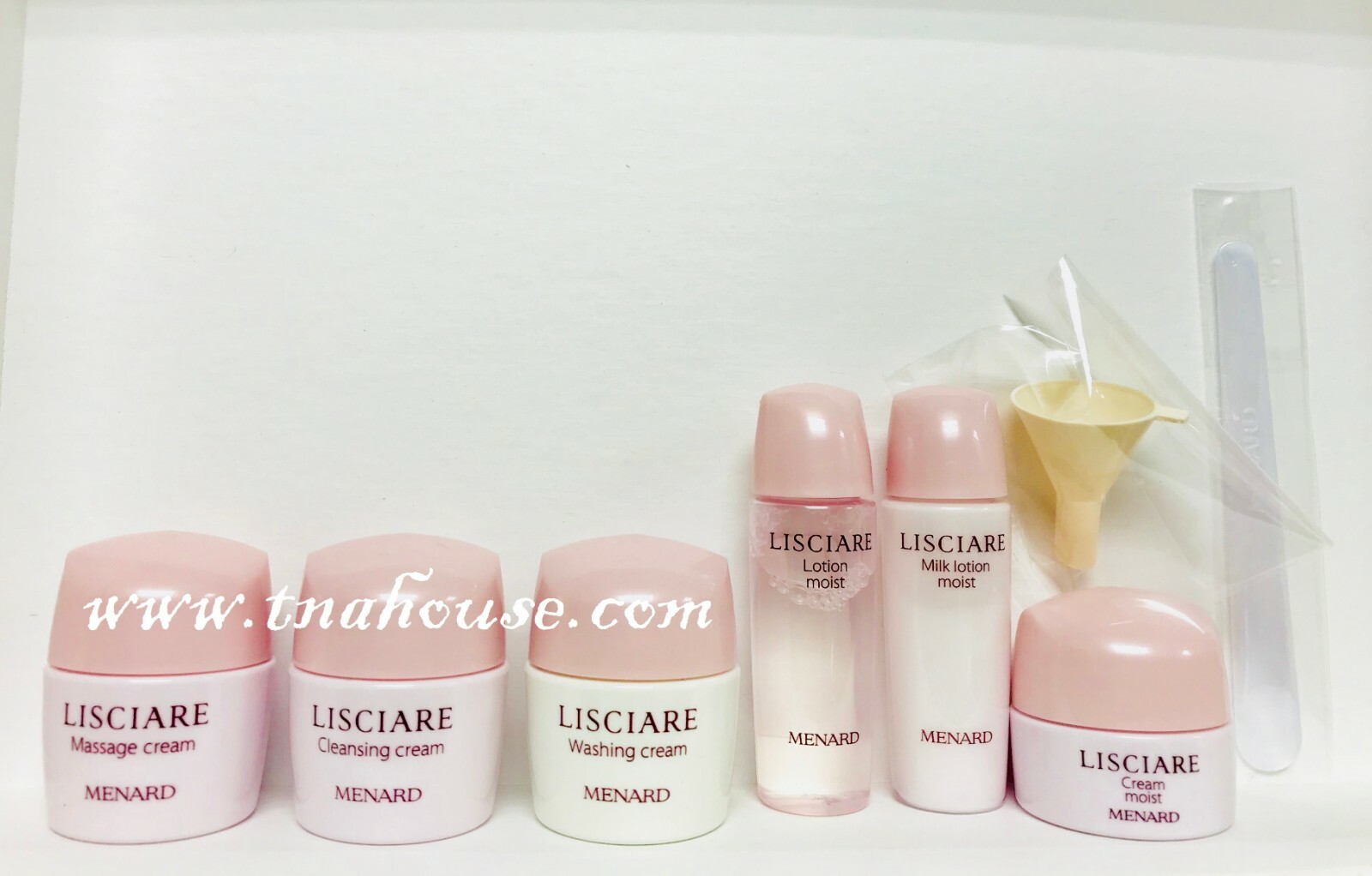 Menard Lisciare Travel Kit - 6 Items + 1 Cosmetics Bag - NIB - Made In ...