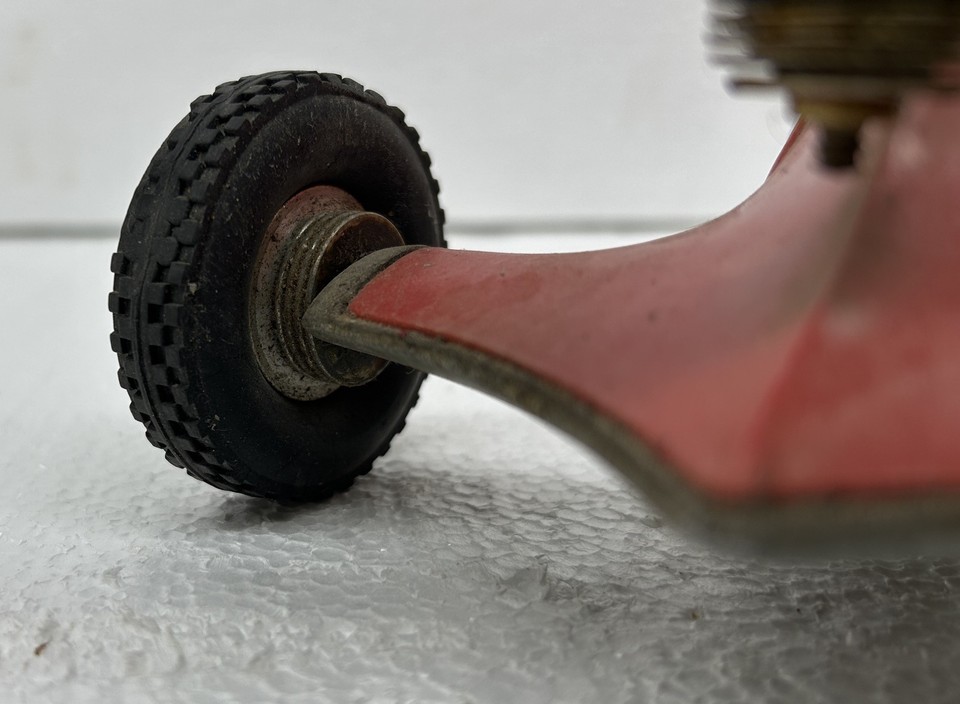 Vtg COX Thimble Drome "Prop Rod" Gas Powered Red Tether Car - Made In U ...