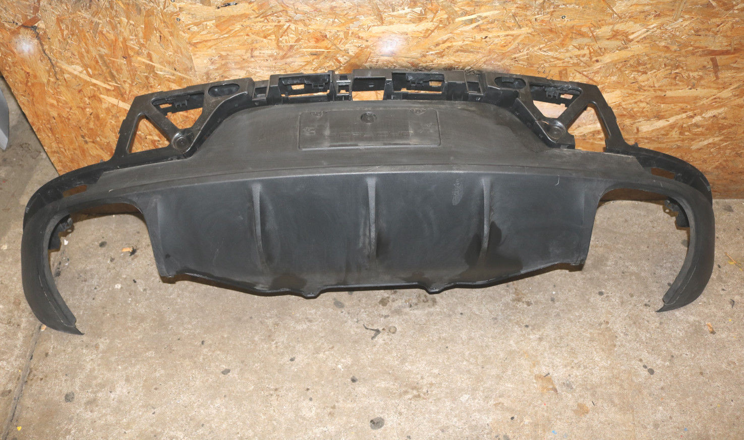 Porsche Macan orig. Stoßstange Unterteil & Diffusor hint. 95B807925 ...