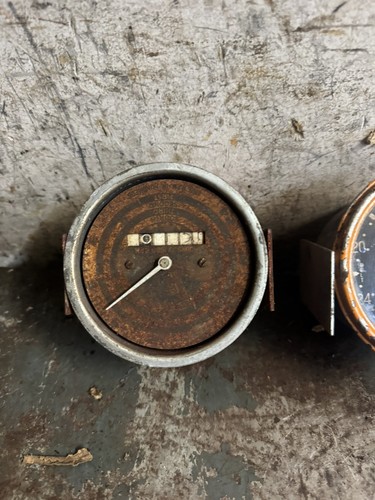 1962-1965 Ford 4000 Tractor Speedo Speedometer Tach Set 32K Hours | eBay