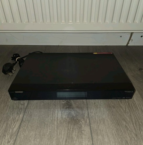 Humax FOXSAT-HDR HDD Twin Tuner Freesat HD PVR Recorder HDMI Remote ...